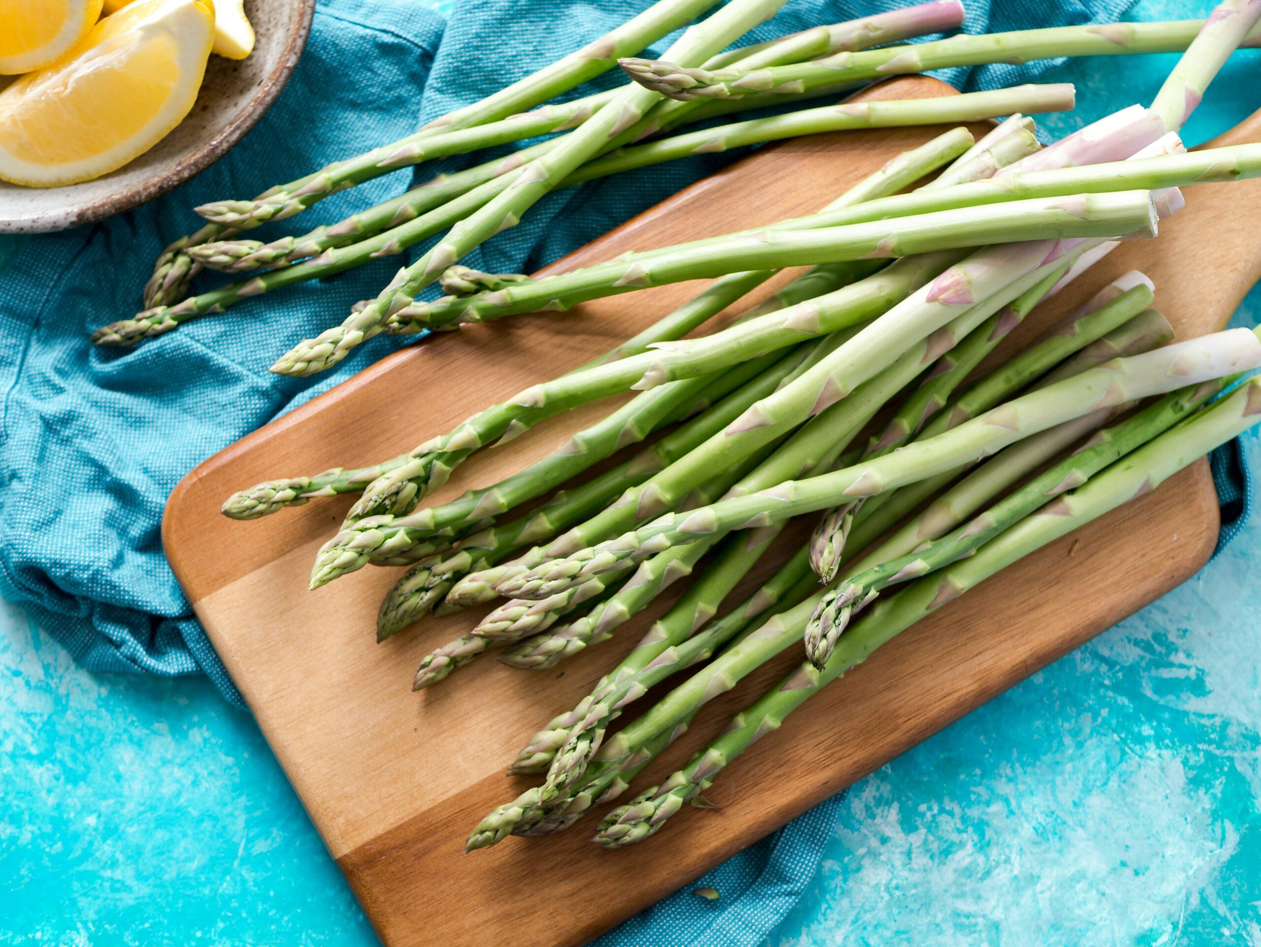 Foraging and Harvesting Wild Asparagus - The Survival Mom