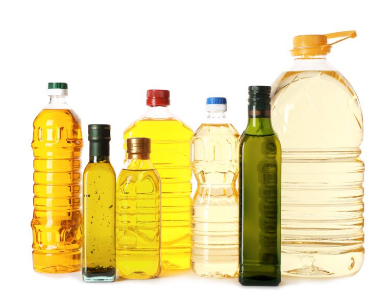 4 Simple Ways to Keep Cooking Oil Fresh Longer - Survival Mom