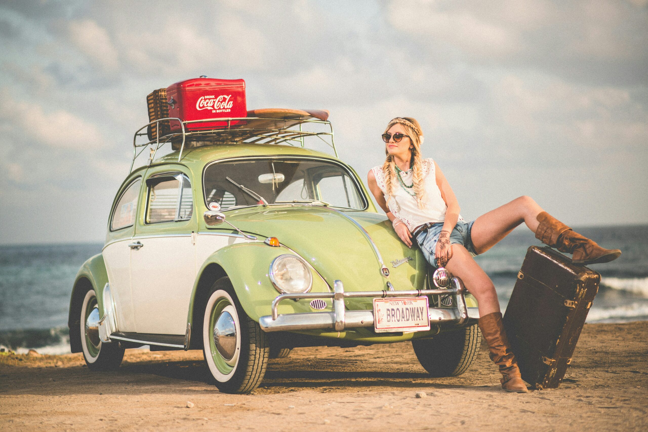 How To Live In A Car As A Woman: Safety Tips You Need - Survival Mom
